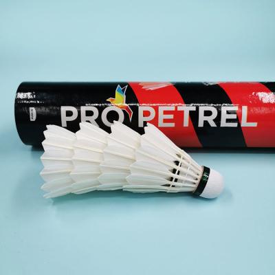 Cina Super durevole grande vendita di classe una di piuma di anatra Shuttles di alta qualità 3in1 Shuttlecock in vendita