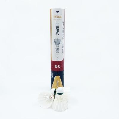 Cina 3in1 Hybrid Shuttlecock Badminton Made in China Fabbrica D60 Modello Dmantis Brand in vendita