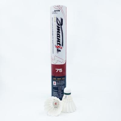 Cina Alto livello 3 in 1 Badminton Shuttlecock Piuma naturale per torneo in vendita