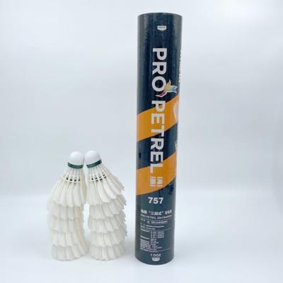Cina Piuma d'oca Badminton Shuttlecock 3 in 1 Shuttlecock Durable e stabile in vendita