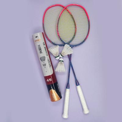 Cina Feather Carbon Fiber Badminton Racquet and Shuttlecocks Set Wholesale Racket Badminton with 3in1 Hybrid Badminton Shuttlecocks in vendita