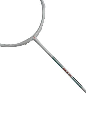 Cina 80g Carbon Fiber T30 100% Graphite Badminton Racket For Training in vendita
