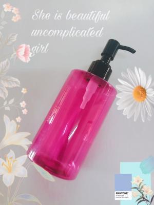 Cina Bottiglie di plastica vuote 250ml, chiare bottiglie di plastica della lozione del corpo con i coperchi a vite in vendita