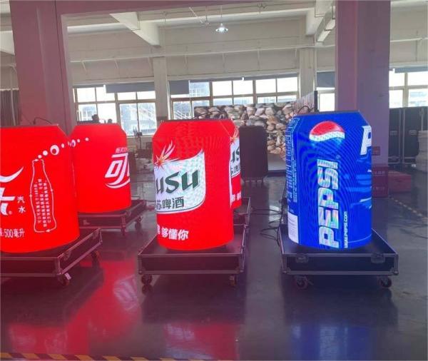 Écran LED en forme de bouteille de bière HD P2 Affichage vidéo Pop Canes Écran LED Écran flexible de bouteille de bière