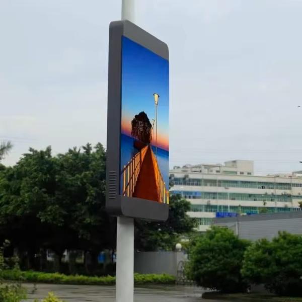 Quality Light Pole LED Display ScreenOutdoor Waterproof led screen P3.91 Full Color led for sale