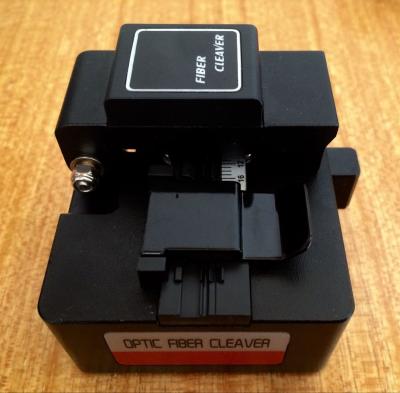 China FTTH Tools High Precision Fiber Cleaver for sale