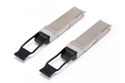 Cina 40 modulo Pluggable 1550nm 40KM del ricetrasmettitore di piccolo fattore forma di Ethernet QSFP di gigabit in vendita
