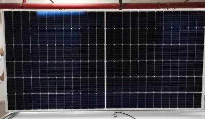 Cina Prezzo di fabbrica pannelli solari 550 watt 550w pannello solare pannello solare 550w con 30 anni di garanzia in vendita