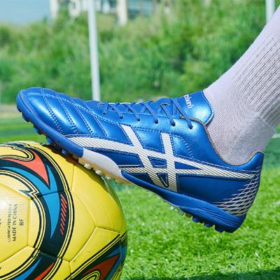 Cina Training Professional Best Leather All Ages Soccer Football Cleats Fustal Shoes in vendita