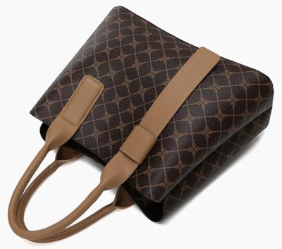 Cina Dacron rivestimento doppio manico borsa da tasca messaggero borsa da bagno per donne in vendita