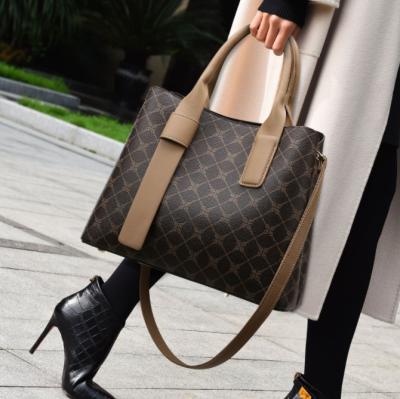 Cina Dacron rivestimento doppio manico borsa da tasca messaggero borsa da bagno per donne in vendita
