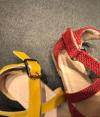 China Verstelbare riemen Mary Jane Soft Kids Schoenen koeienhuid Ballet Flat Ankle Te koop