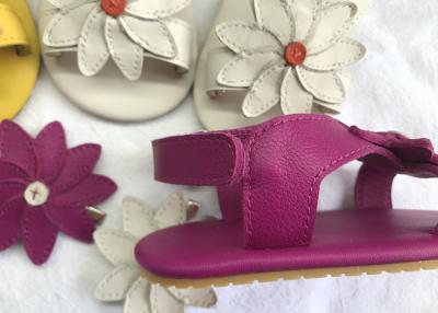 China Met de hand gemaakte van de Jonge geitjesschoenen van de Bloemeu 19-22 Rubberoutsole het varkensleervoering Te koop