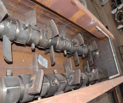 중국 클레이 원료 믹싱 기계를위한 완전 자동 레드 점토 벽돌 공장 이중 샤프트 믹서 판매용