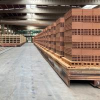 China Automatic Clay Brick Tunnel Kiln 4.6m Width 30000-60000 Bricks Per Day Full Automatic Plant for sale