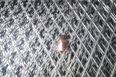 China 800mm 1200mm Galvanized Razor Wire Fence Cross Razor Barbed Wire Fence for sale
