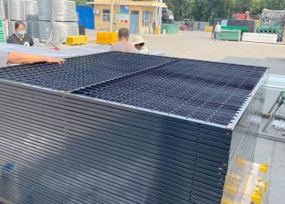 China Custom Color Welded Wire Fence Panels With Various Post Types / Folds For Ourdoor for sale