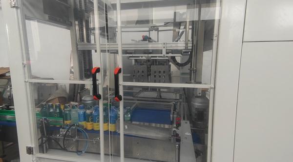 Quality Health Beverage Case Packer Automatic Bottle Case Packer Machine 380V With Servo for sale