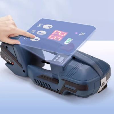 China 220V Voltagem e força de tensão máxima de 2800N Máquina automática de enrolar para cartão à venda