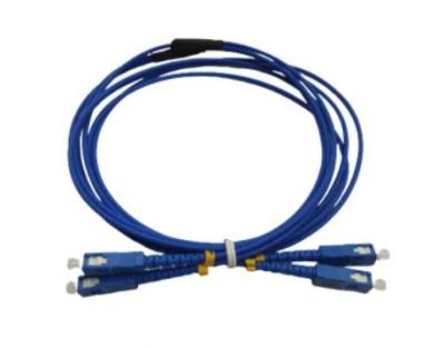 Cina 1 Corpo FTTH armato con patchcord Sm Duplex Jumper Sc/LC/FC/St G652D Cordone di fibra ottica in vendita