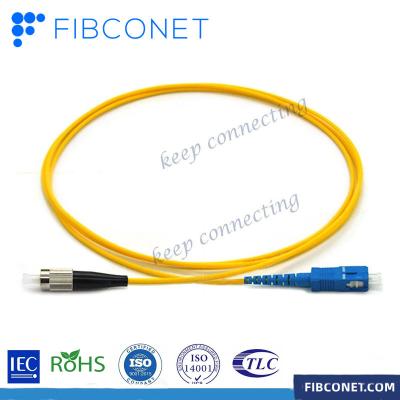 Cina SC APC a SC APC Indoor FTTH G657A2 Simplex Fiber Optical Patch Cord con 1 conduttore in vendita