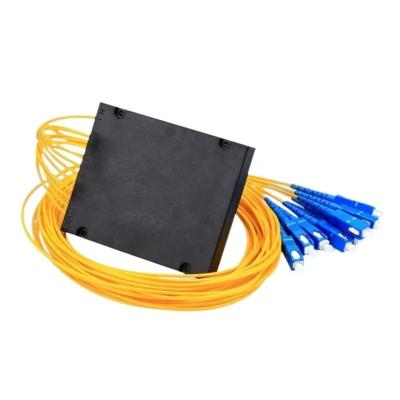 中国 1x8/16 Sc APC ABS モジュール SM PLC 1x8/16 ファイバーコア付き光ファイバーFTTHスプリッター 販売のため