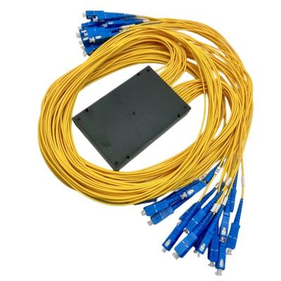 Cina Equipaggiamento di comunicazione in fibra ottica 1X32 PLC SC UPC Splitter Box con rete Nessuna in vendita