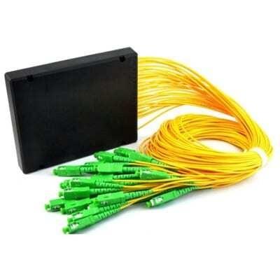 Cina SC APC/UPC Connector Type ABS PLC Splitter per FTTH 1*2 1x4 1*32 in scatola ABS in vendita