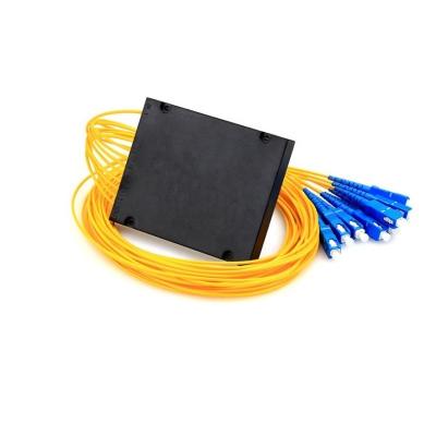 Cina 1X8 SC UPC Fibra ottica mono-modo ABS BOX PLC Splitter per la fabbricazione di cordoni di fibra in vendita