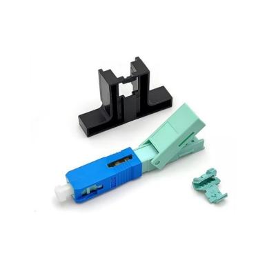 中国 SC APC/UPC FTTH 特殊型 2 X 3 ファイバー オプティック 2 温度 -50 85 販売のため