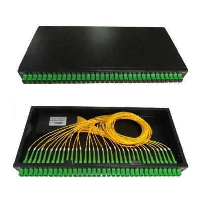 China FTTH 16 Cores Sc APC Simplex Fibra Óptica Splicing caixa de distribuição Tamanho 235 * 125 * 50mm à venda