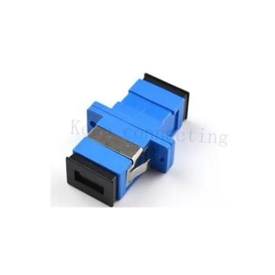 Cina 4G Network Compatible PBT Material SC Adapter per applicazioni FTTH SX/DX Fiber Cores in vendita