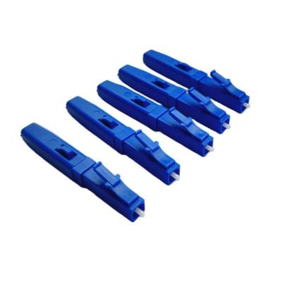 Cina Connettore veloce SC Materiale di plastica impermeabile UPC/APC per apparecchiature FTTH a fibra ottica in vendita