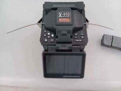 中国 FTTH X950 ファイバーオプティック機器 シンプルな操作のためのユーザーフレンドリーなGUIメニューインターフェース 販売のため