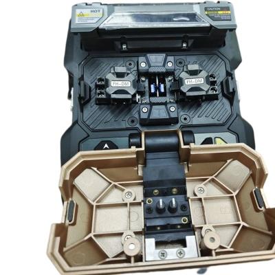 中国 MM G.651 繊維をカバーしたリボンFTTB FTTHのための汎用で繊維融合スプライサー 販売のため