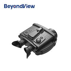 China Uncooled Handheld Thermal Binocular with 640×512 Resolution and 12μm Pixel Size for High Accuracy Observation for sale