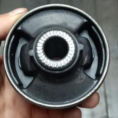 중국 4013A426 Control Arm Bush for Mitsubishi ASX Improve Your Driving Experience 판매용