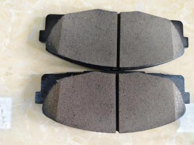 Cina 04465-YZZE9 Brake Pads Kit  For Toyota Hiace LH50 LH60 YH50 YH60 LH55 LH56 in vendita