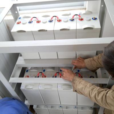 China Photovoltaïsche zonne-energie Pv-batterij opslaggel diepe cyclusbatterij 12V 200ah Te koop