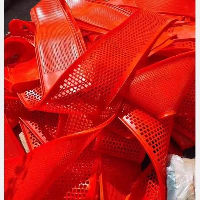 Cina 200-600mm Larghezza Flip Flow Polyurethane Screen Mesh Con Comb Square Apertura Oblonga in vendita