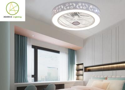 Cina il ventilatore da soffitto moderno di pala di 43cm accende il telecomando di AC220V in vendita