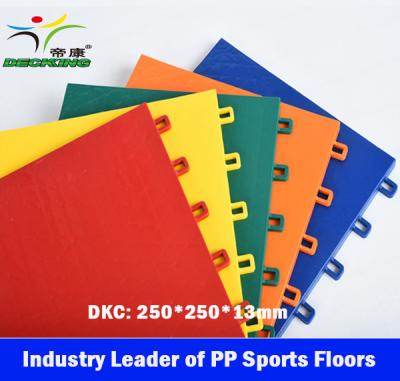 China Indoor Futsal Court Sport Floor，Modular PP Sports floor，Interlock Sport Tiles for sale