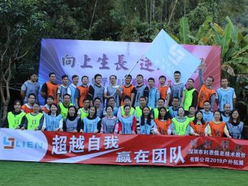 Parking Payment Station With 21.5 Inch High Brightness Touch Screen And Cash Coin Acceptor And Change Kiosk 46