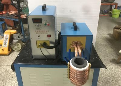 Cina Piccola fusione dell'oro del palladio del forno di fusione dell'oro del platino portatile di 30KW 380V 2kg in vendita