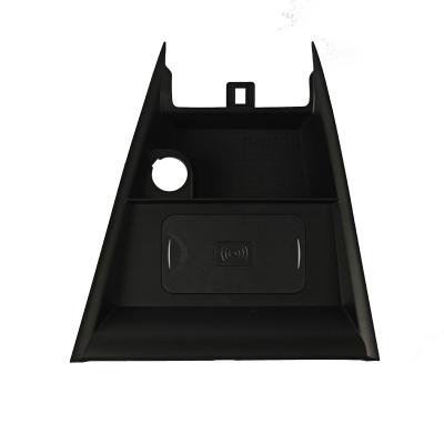 China OE-Fit Car Wireless Charger with qi For TOYOTA VIOS, YARIS 15-18 fast chargers 10W in car chargers with 3 coils for sale