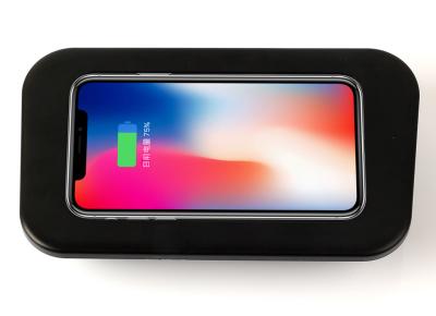 China OE-Fit Car Wireless Charger with qi For TOYOTA RAV 14-18 fast chargers 10W in car chargers with 3 coils à venda