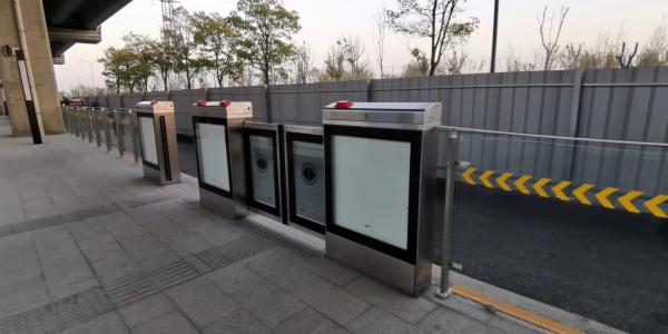 Quality Silver BRT Platform Screen Door with EN 16005 Safety Standards On-site for sale