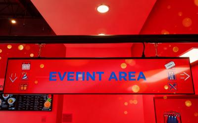 China Stretched LCD Display The Ultimate Display Solution for Your Business for sale