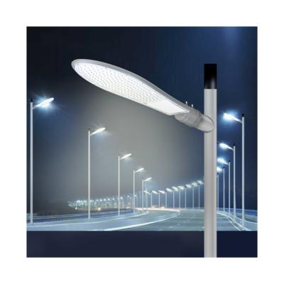 Cina Lampioni stradali a LED per esterni antiruggine resistenti alle intemperie Streamline multifunzionale in vendita