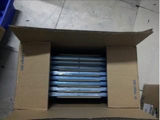 Cina G185XW01 V2    Lampada A 18,5 POLLICI Repaceable, lampadina di WLED, ore di AUO del ≥ 50K di vita, con il driver del LED, parte superiore I/F, metallina in vendita